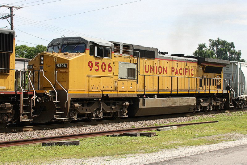 UP 9506